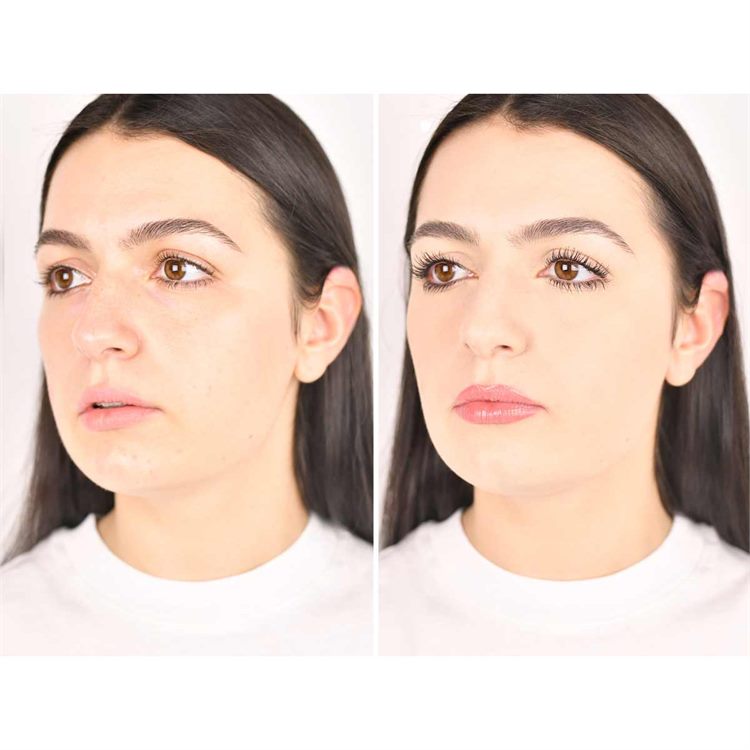 Silky powder foundation by Makeup Delight - CosMyFy